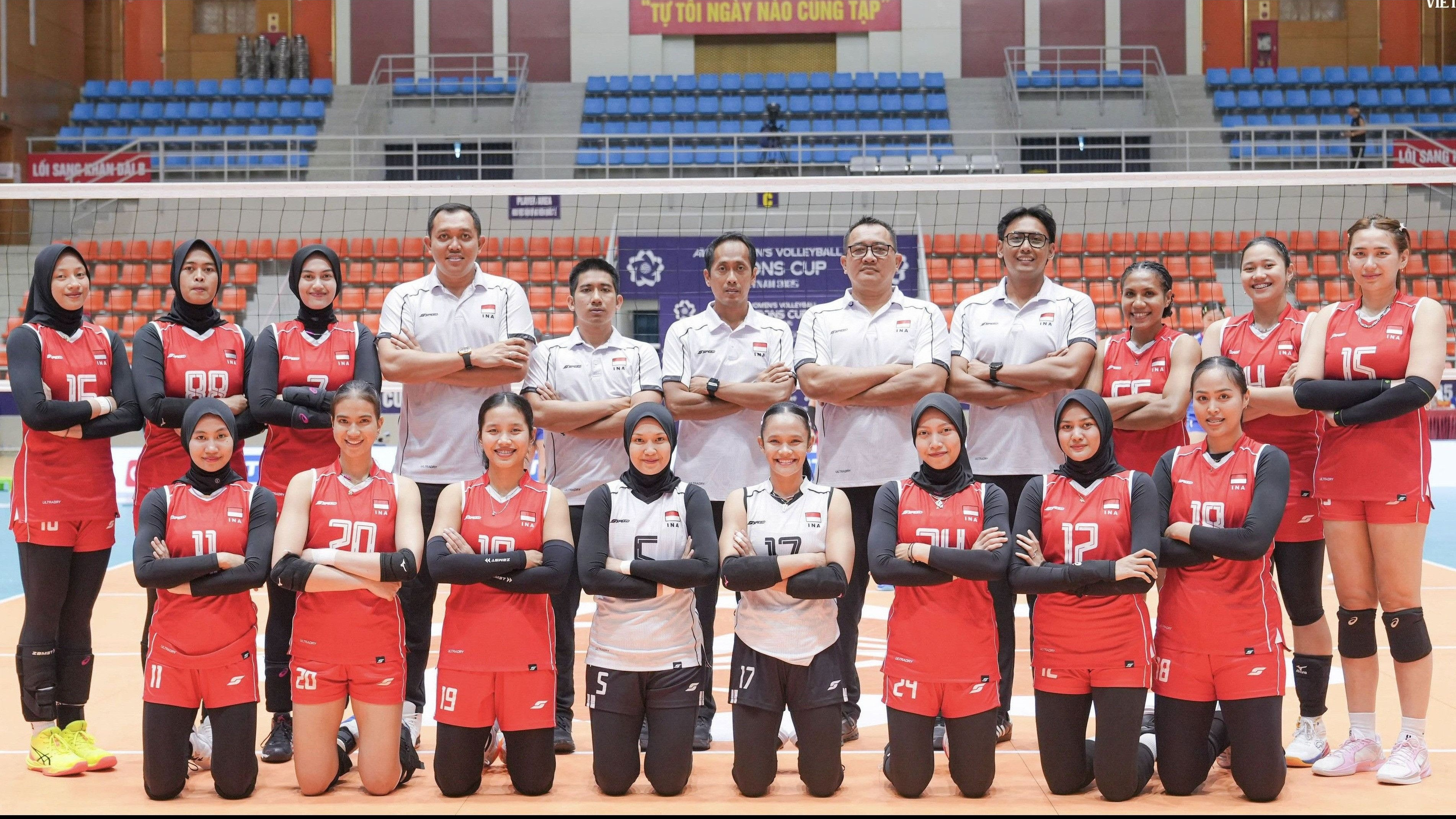 Resmi Dicoret dari Timnas Voli Putri Indonesia, Yolla Yuliana Tatap ...
