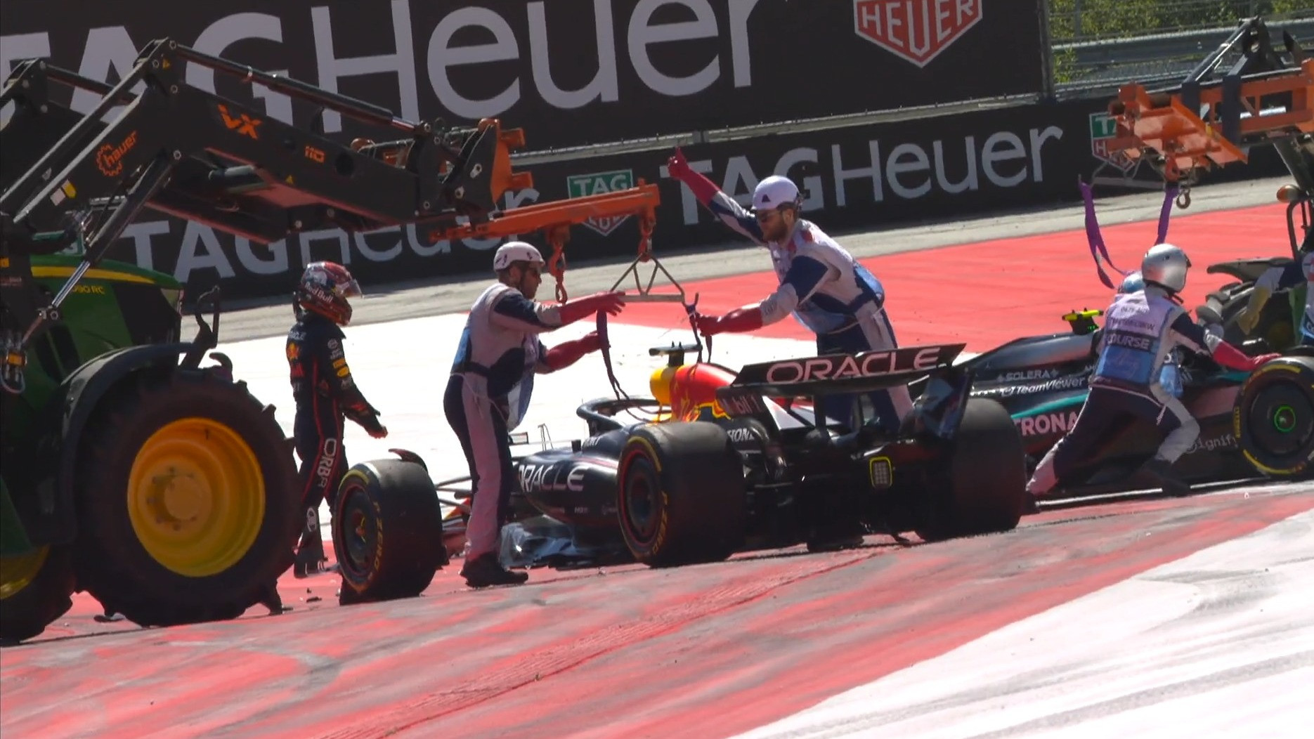 Max Verstappen DNF Sementara Yuki Tsunoda Finis Posisi Terakhir ...