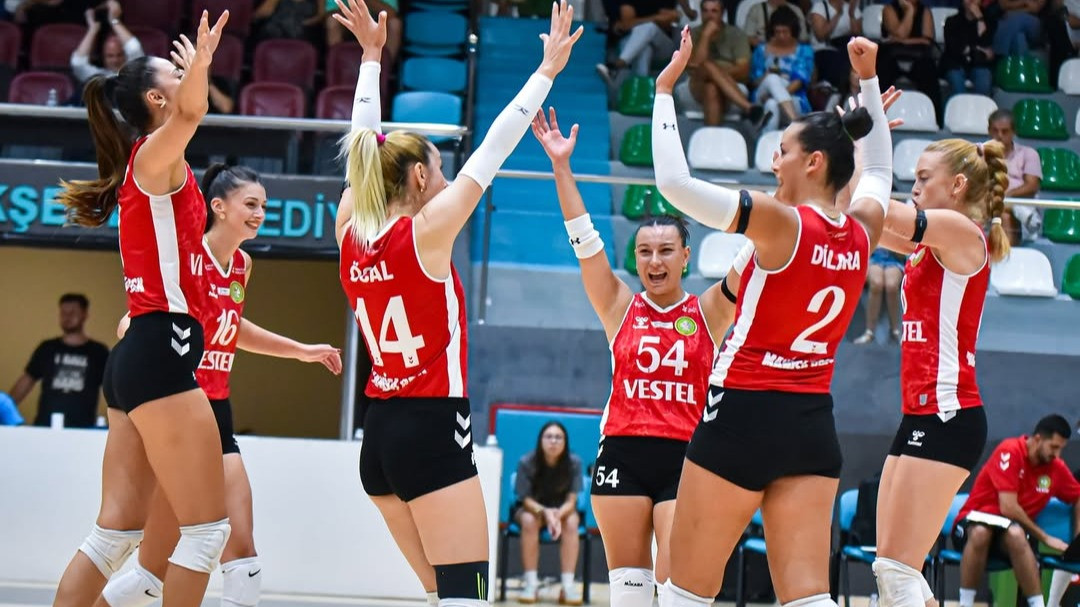 Top 3 Sport: Fans Megawati Hangestri Mulai Curiga, Harga Mahal Dibayar ...